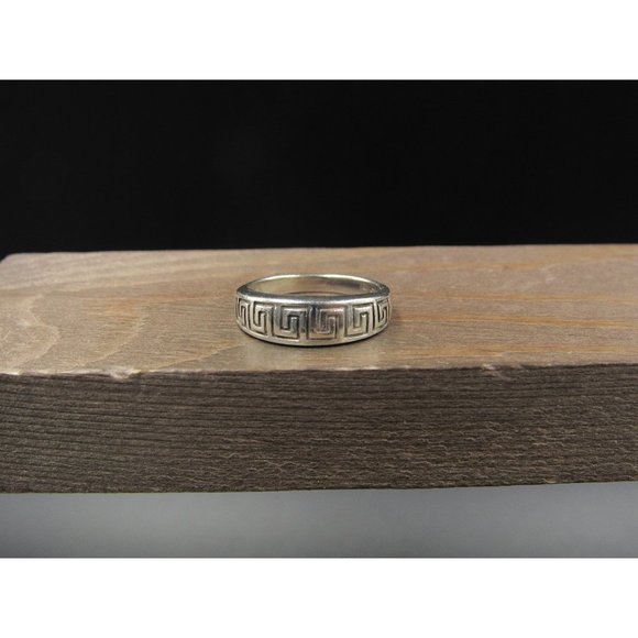 Jewelry | Size 725 Sterling Silver Thick Maze Design Pattern Band Ring ...